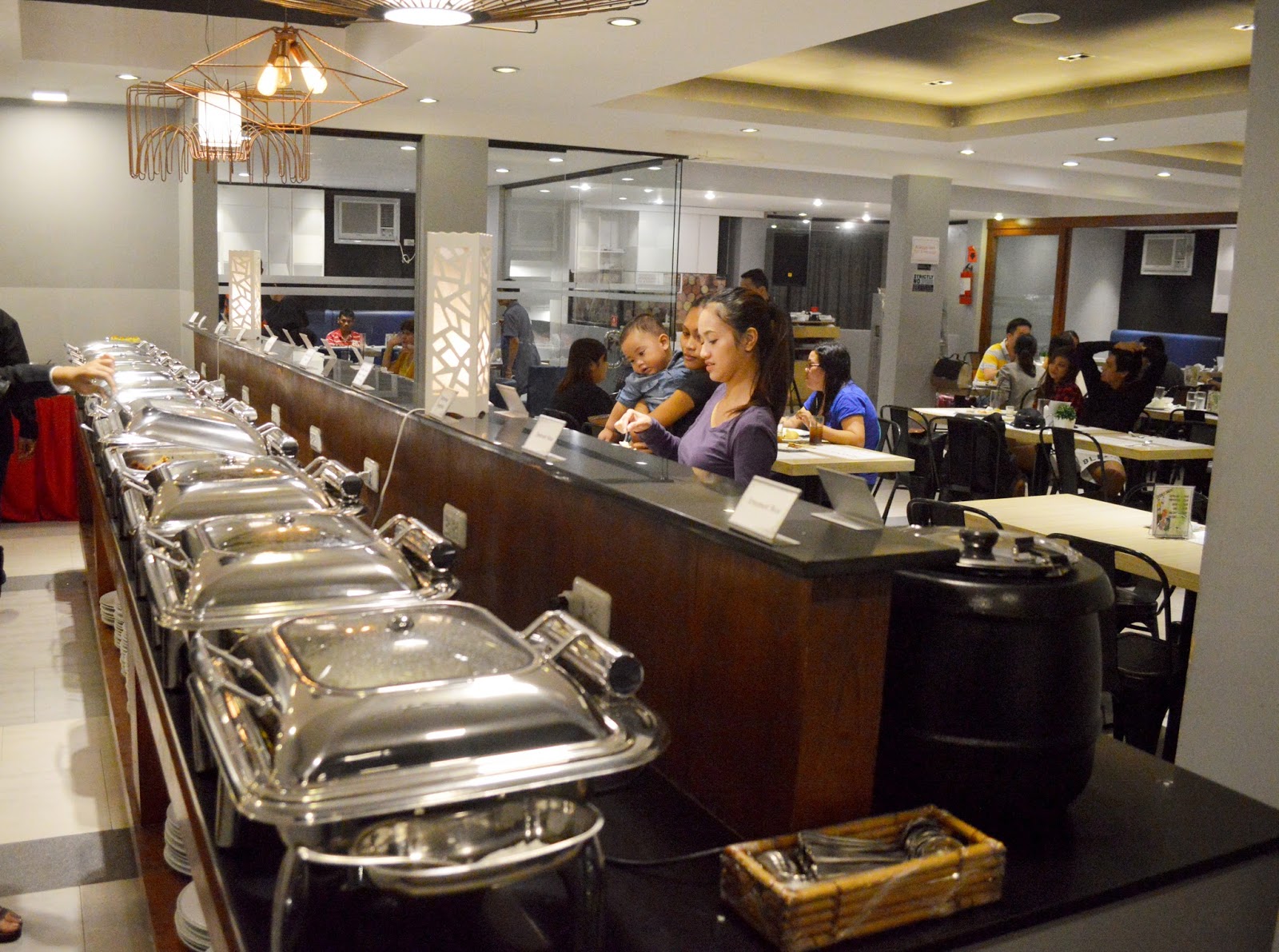 Escaped Mermaid CJ: 7 Flavors Restaurant of Chef Boy Logro