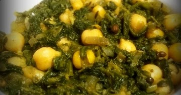 recipeslifetraditions: Chick pea and spinach (Chole palak)