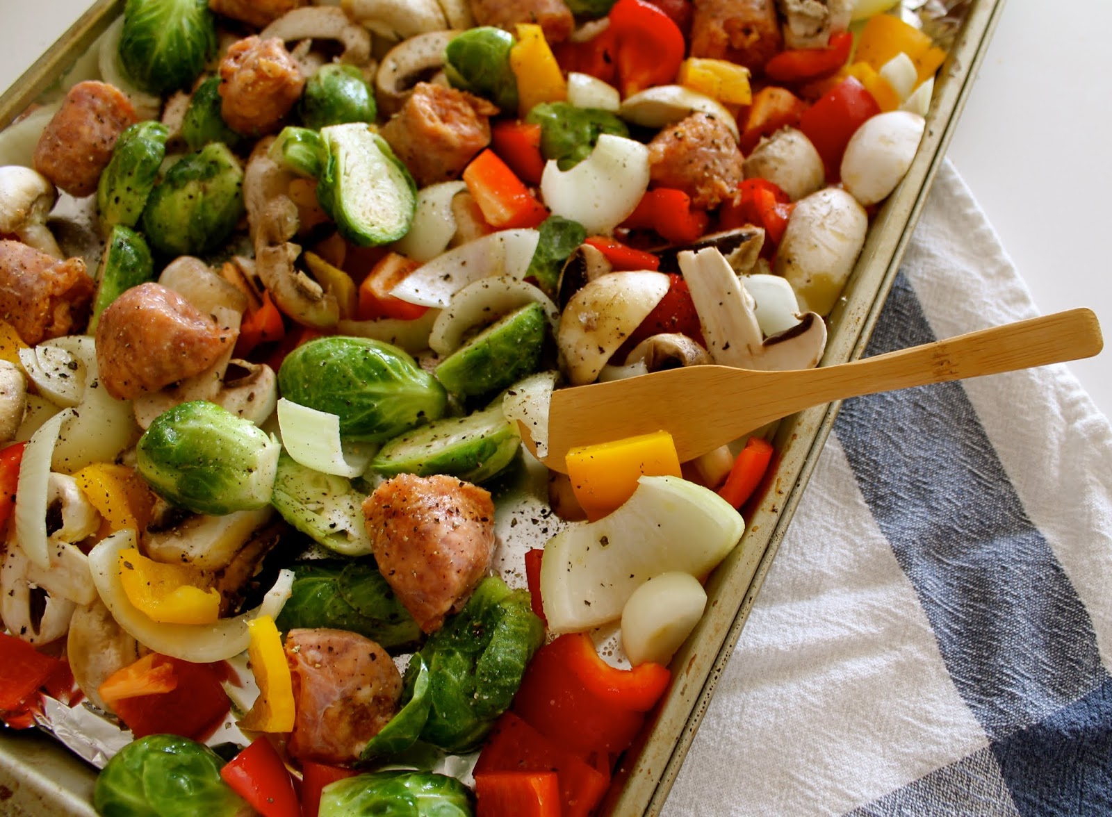 Repas Express de Saucisses et Légumes — Tartines et Champagne
