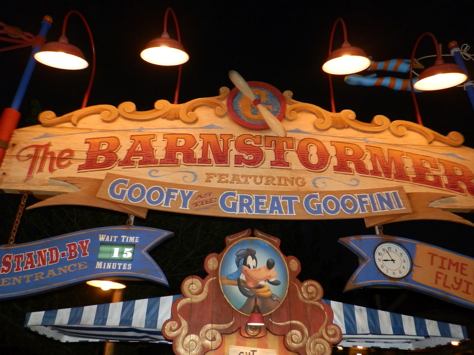 Disney Vacation Kingdom: The Barnstormer Featuring The Great Goofini