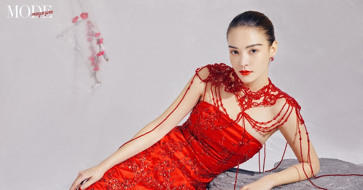 China Entertainment News: Zhang Rongrong poses for photo shoot