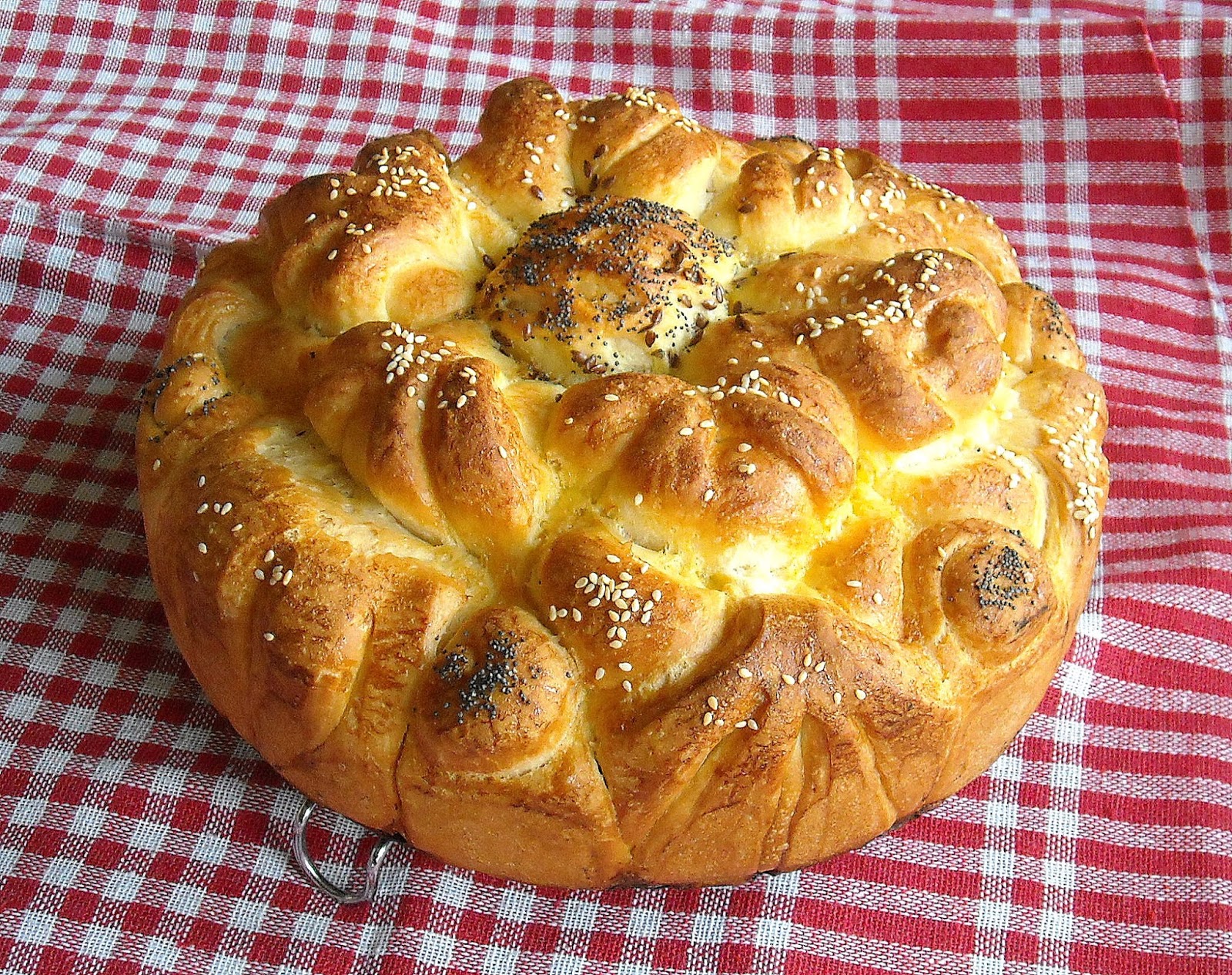 Danina kuhinja: Pogača savijena kifla