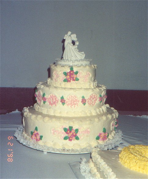 scratchbaker: Wedding Cakes from the 1990's