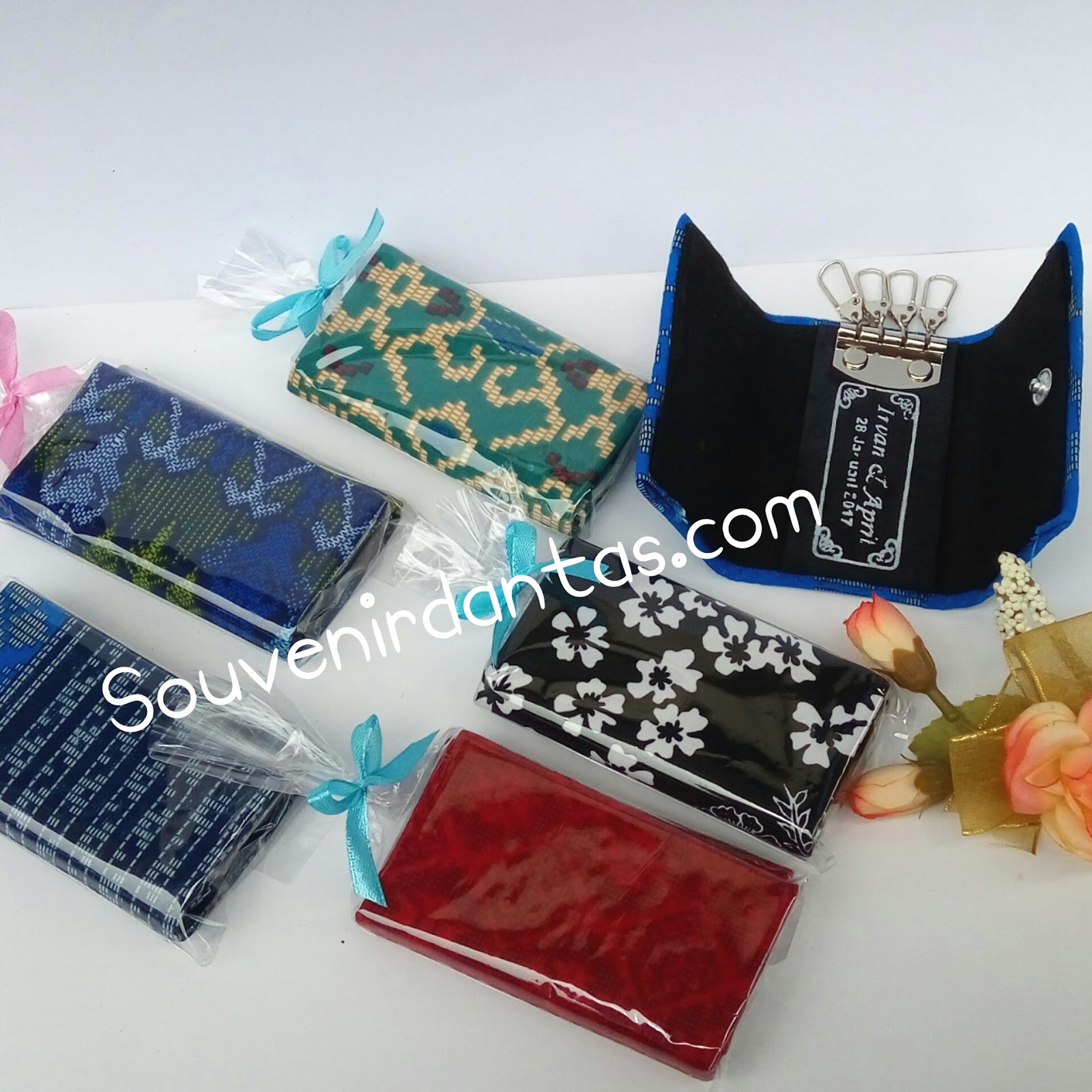 Dompet STNK: Souvenir Cantik dan Berguna - Souvenir dan Tas ST-2