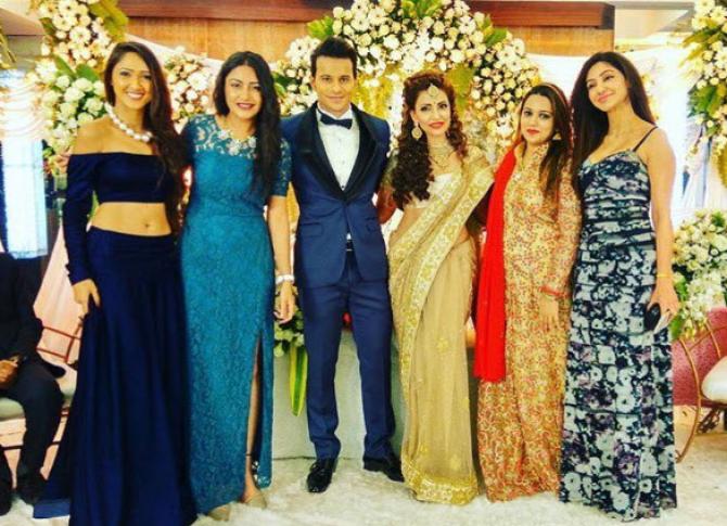 'Ishaqbajj' actress 'Navina Bole' and Karan jeet wedding photos ...