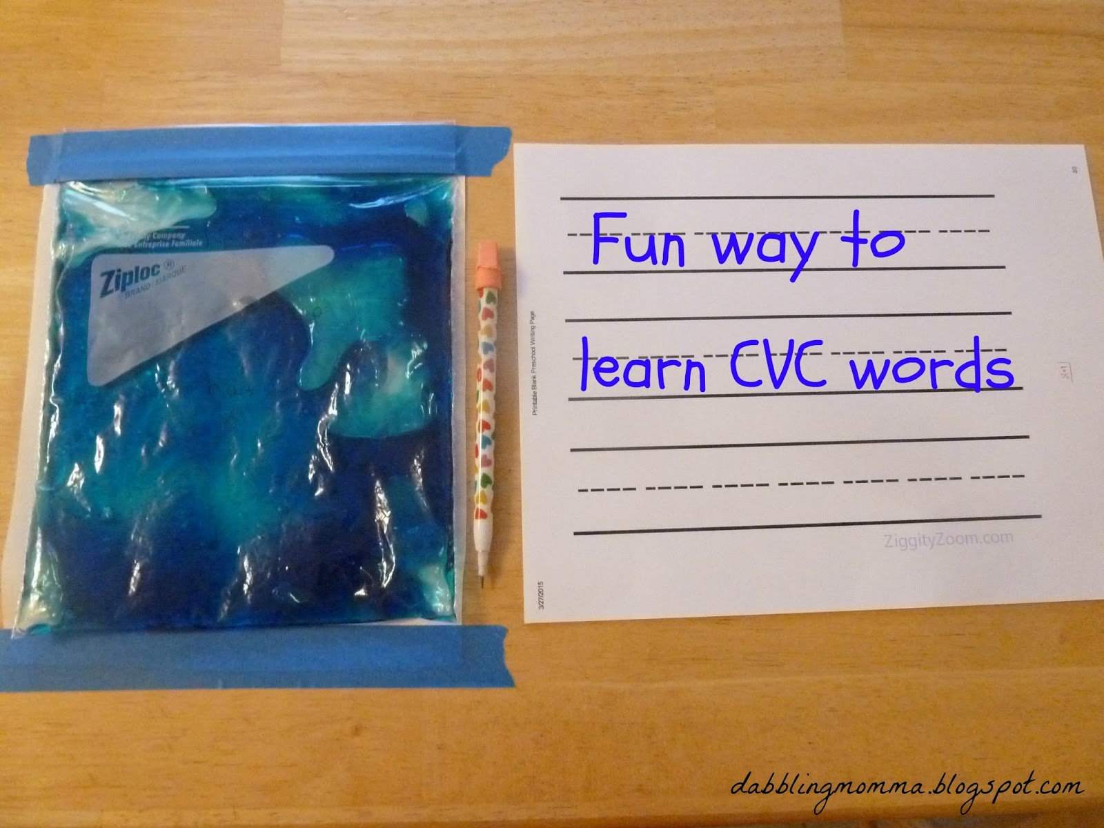 Dabblingmomma: Squish Bag CVC Words