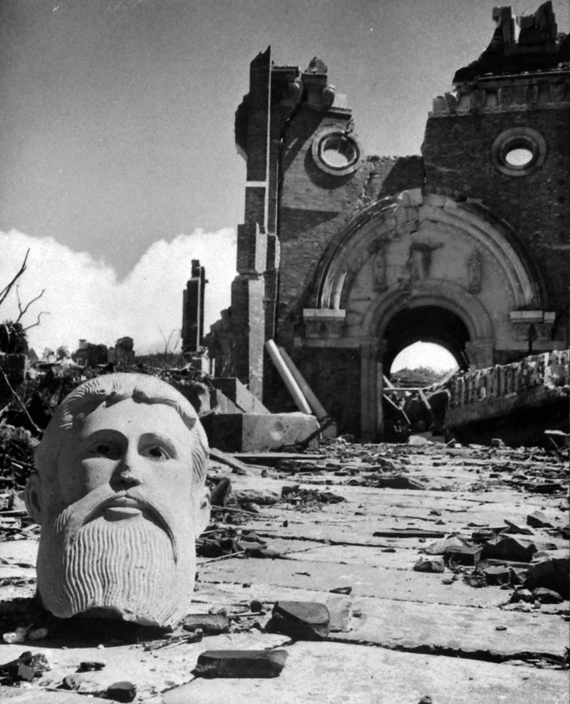 Hiroshima and Nagasaki: Haunting Black and White Photos From the Ruins ...