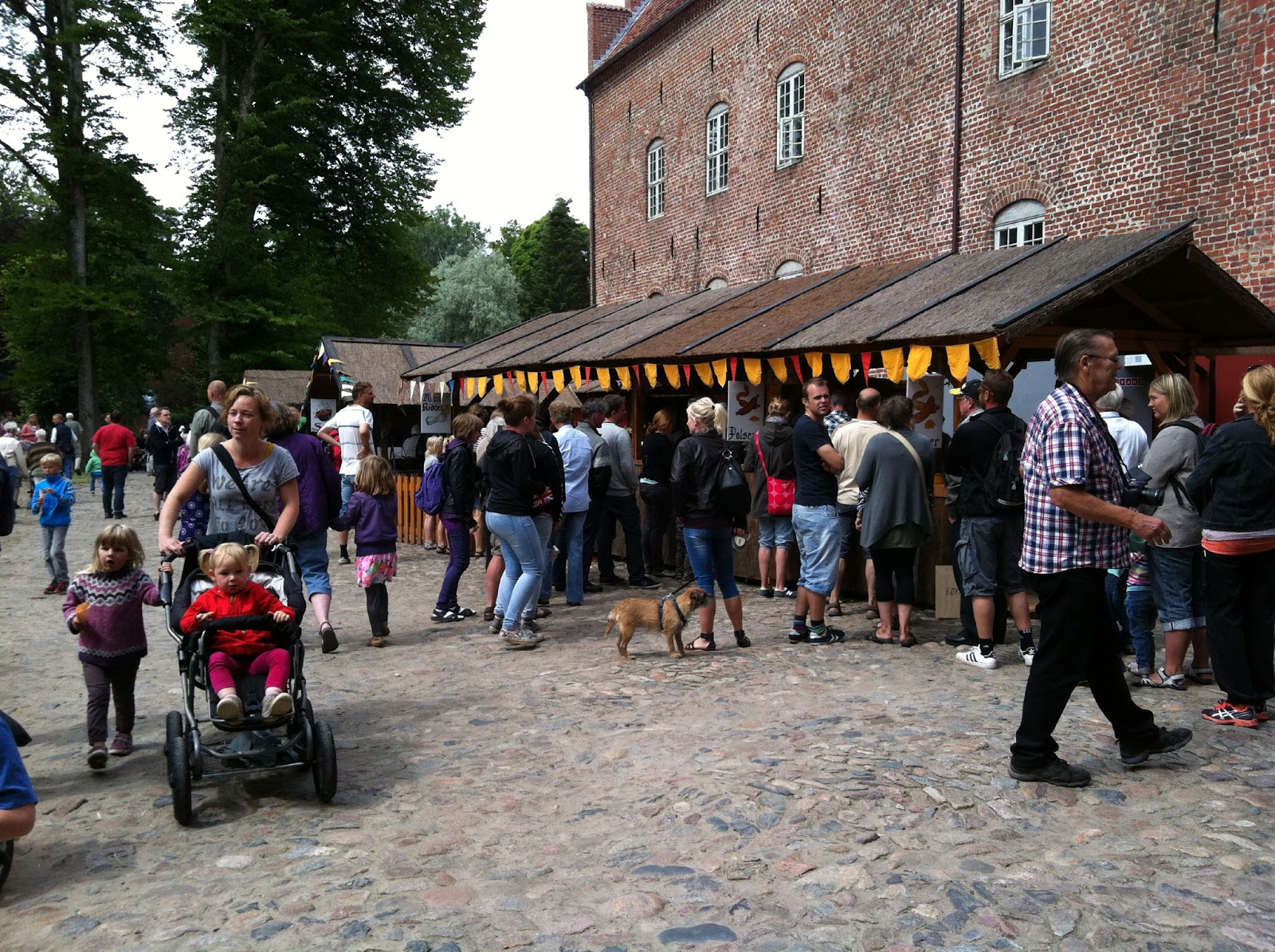 Sannes Fruerstue: Middelalderdage på Voergaard Slot