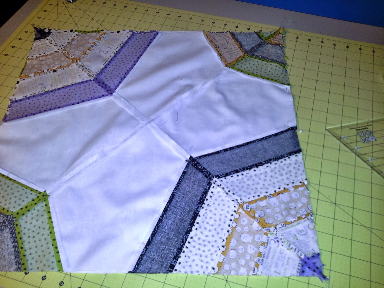 Updated Cute and Spooky Spider Web quilt tutorial