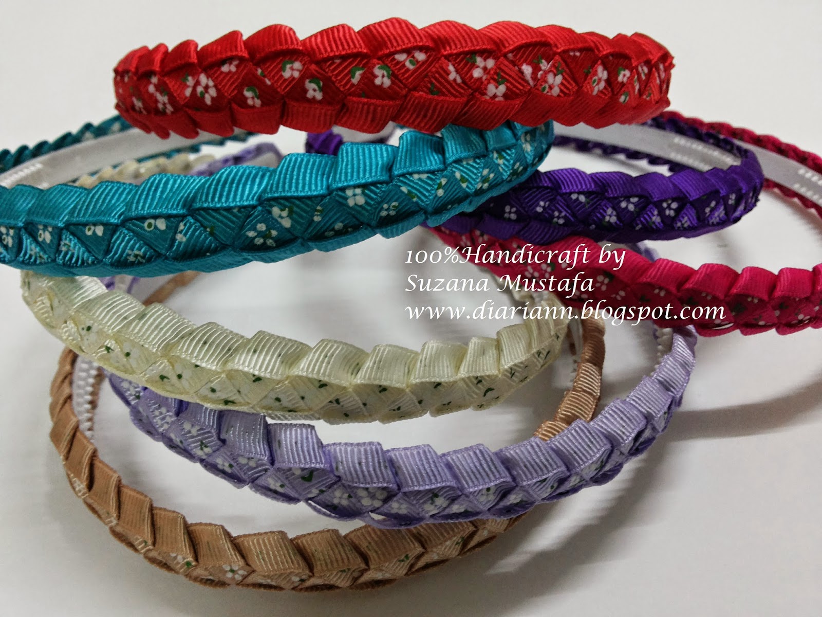 Suzana Mustafa: RIBBON ACCESSORIES