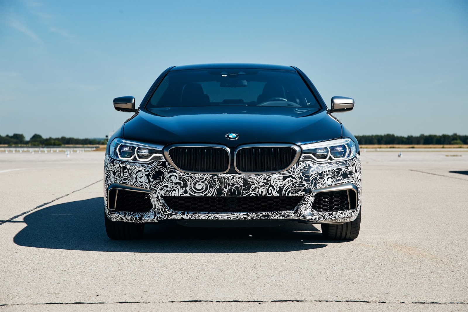 BMW reveal 720 hp tri-motor “Power BEV" electric test vehicle ...