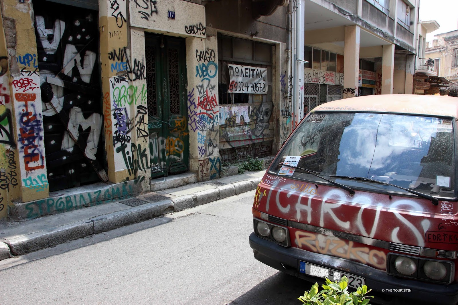 THE TOURISTIN: Travel Greece. Street Art in Athens. Artists like to Tag ...