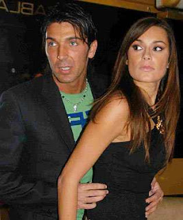 WIKI ALENA SEREDOVA BUFFON, de la model international la femeie de ...