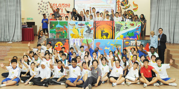 Merdeka -Themed Murals By Malaysian Naive Artist Yusof Gajah And ...