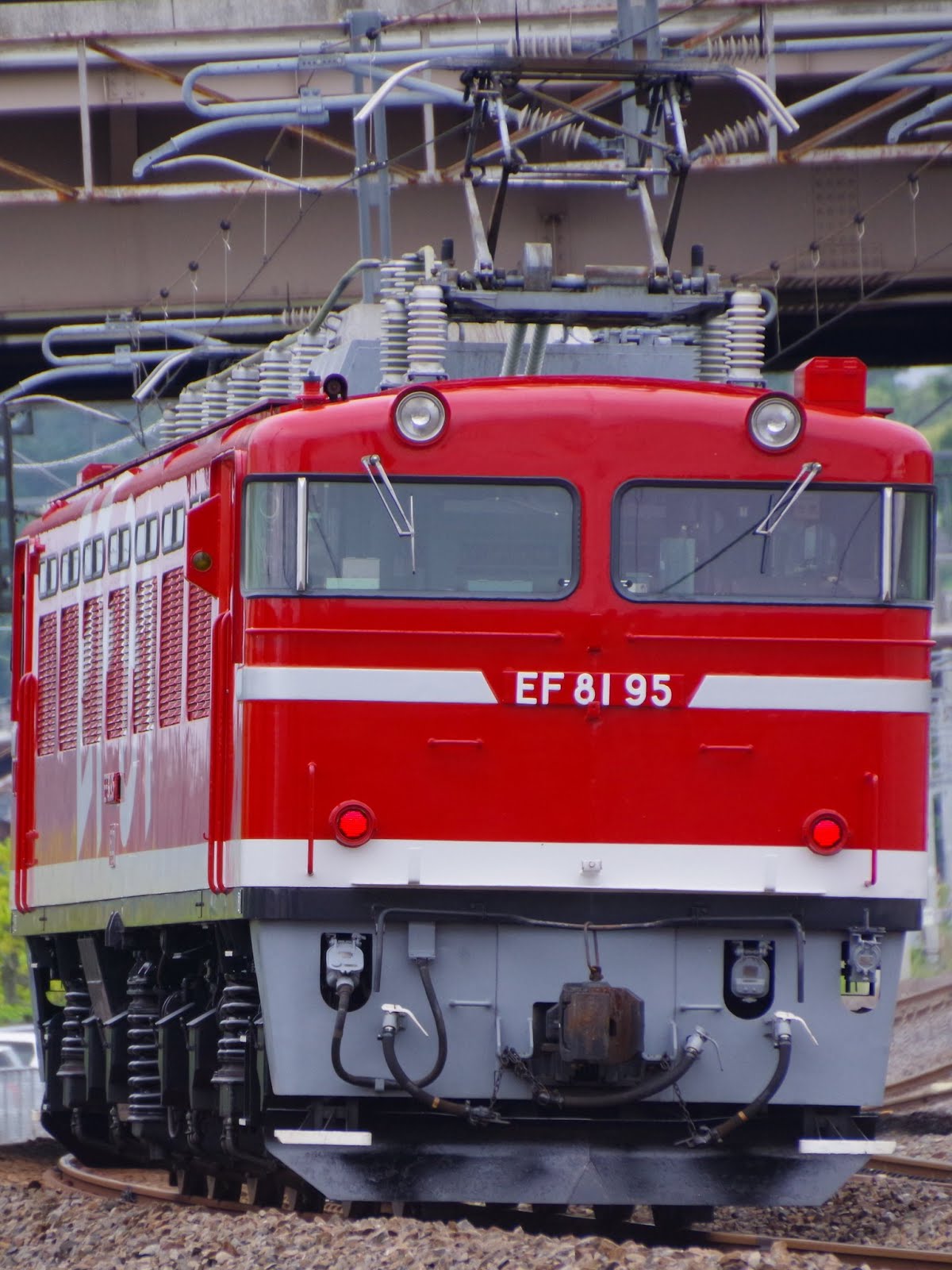 お気楽 鉄道の部屋: EF81 95+ホキ4B 全検出場配給 その1