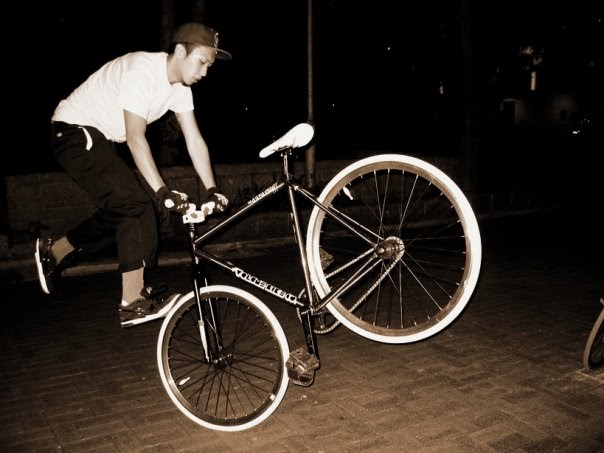 Fixed Gear (Fixie): Fixed Gear (Fixie bike)