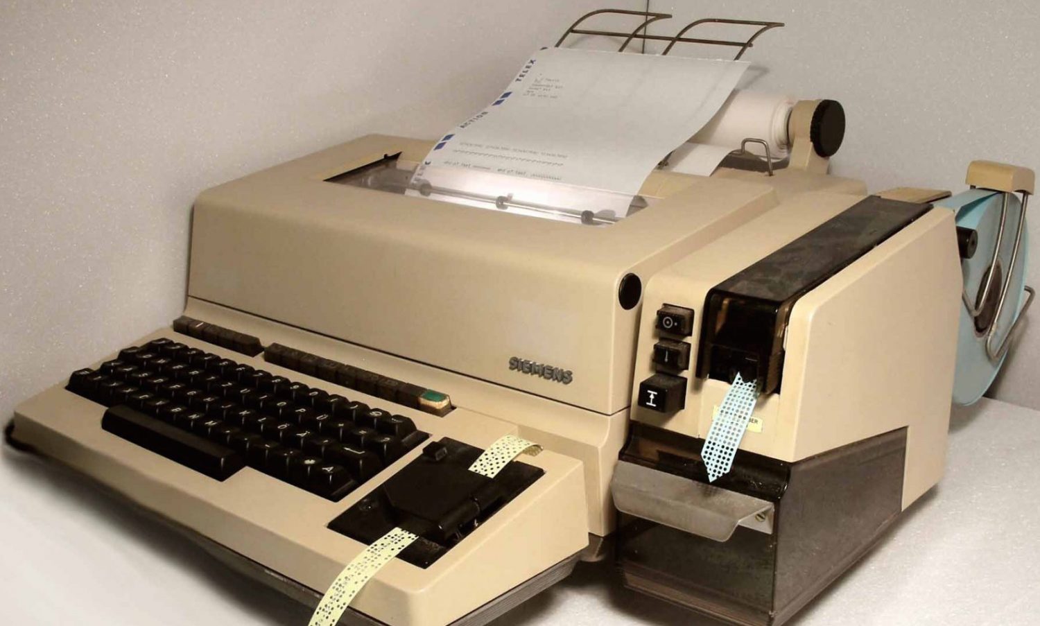 Γιώργος Θ. Κανελλάκης: Οι Τράπεζες ως ιερές αγελάδες και τα telex