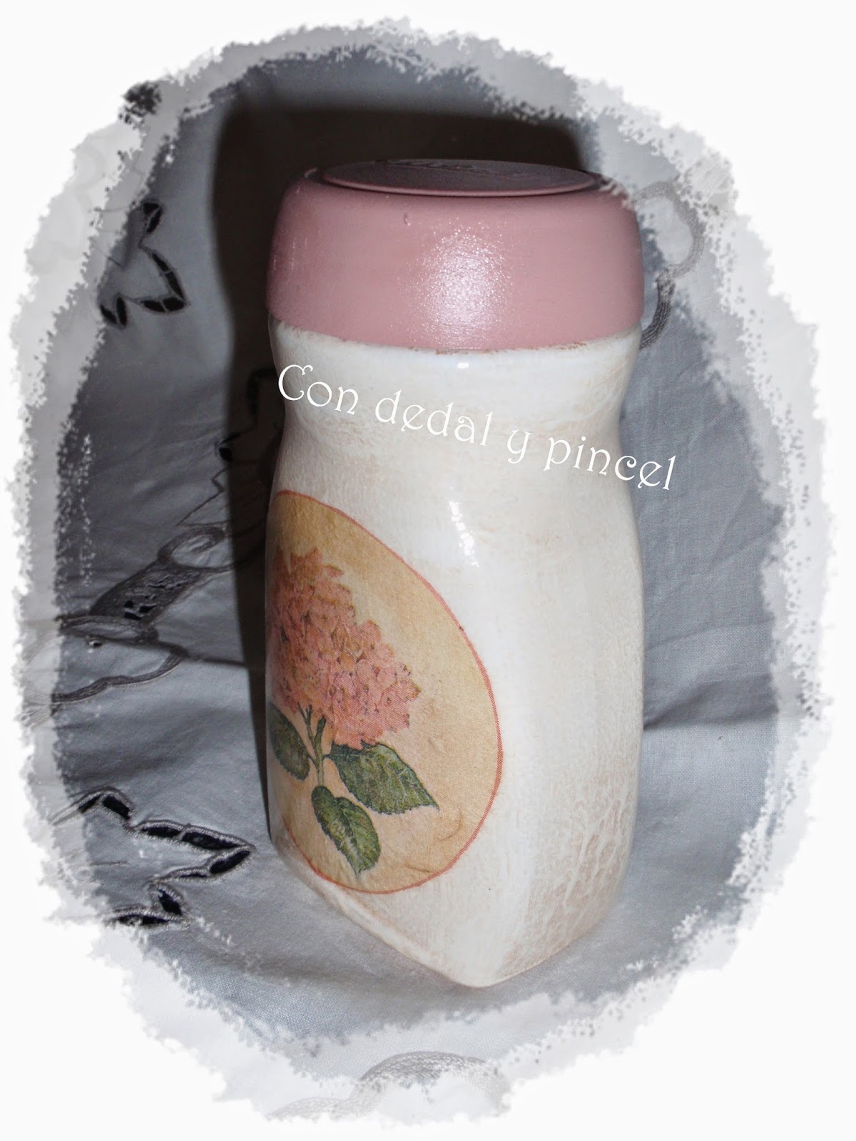 Con dedal y pincel.: Sigo reciclando.... (tarros de café).