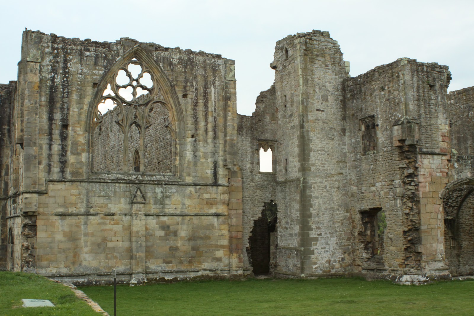 Peach and Thistle: Easby Abbey