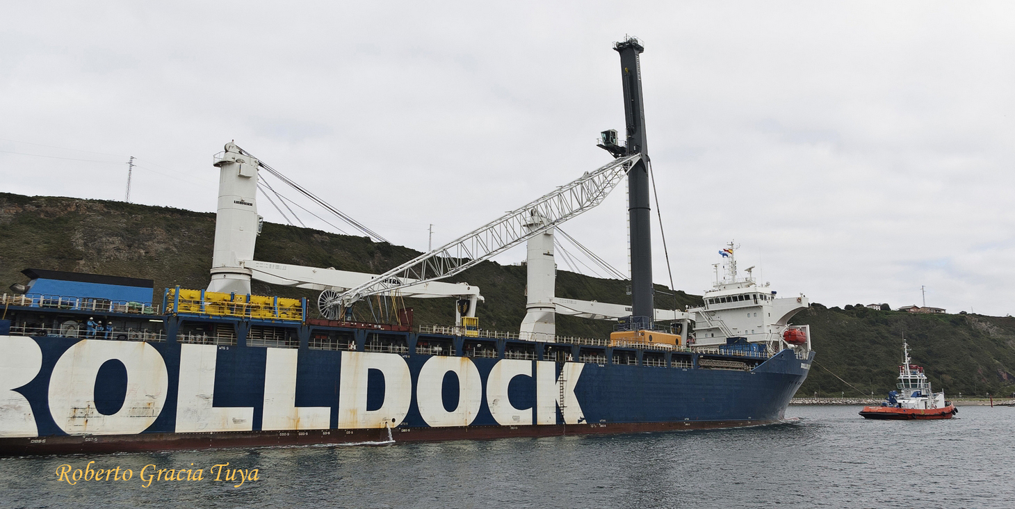 Buques en el puerto de Avilés: ROLLDOCK SKY