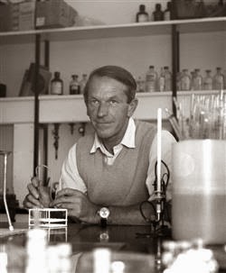 NGS: News on Genomic Studies: Fred Sanger, father of sequencing, died ...