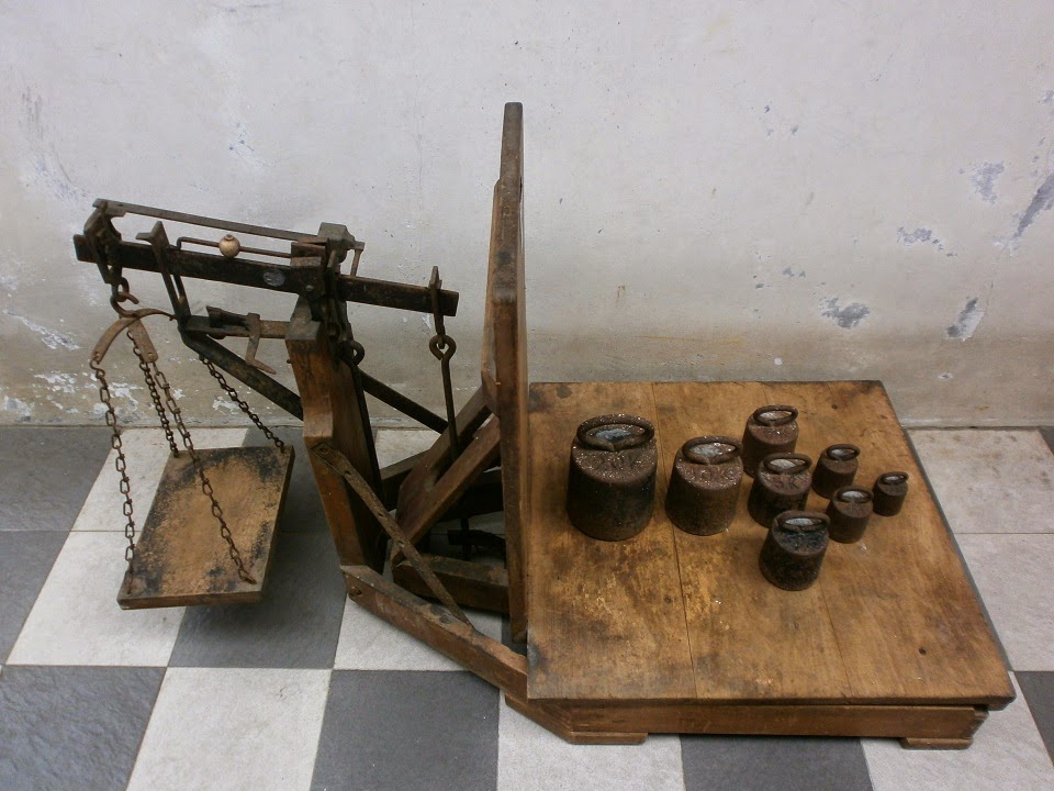 Antikpisan: Timbangan Beras Tempo Dulu Era Kolonial Belanda ( Ned - Ind ...