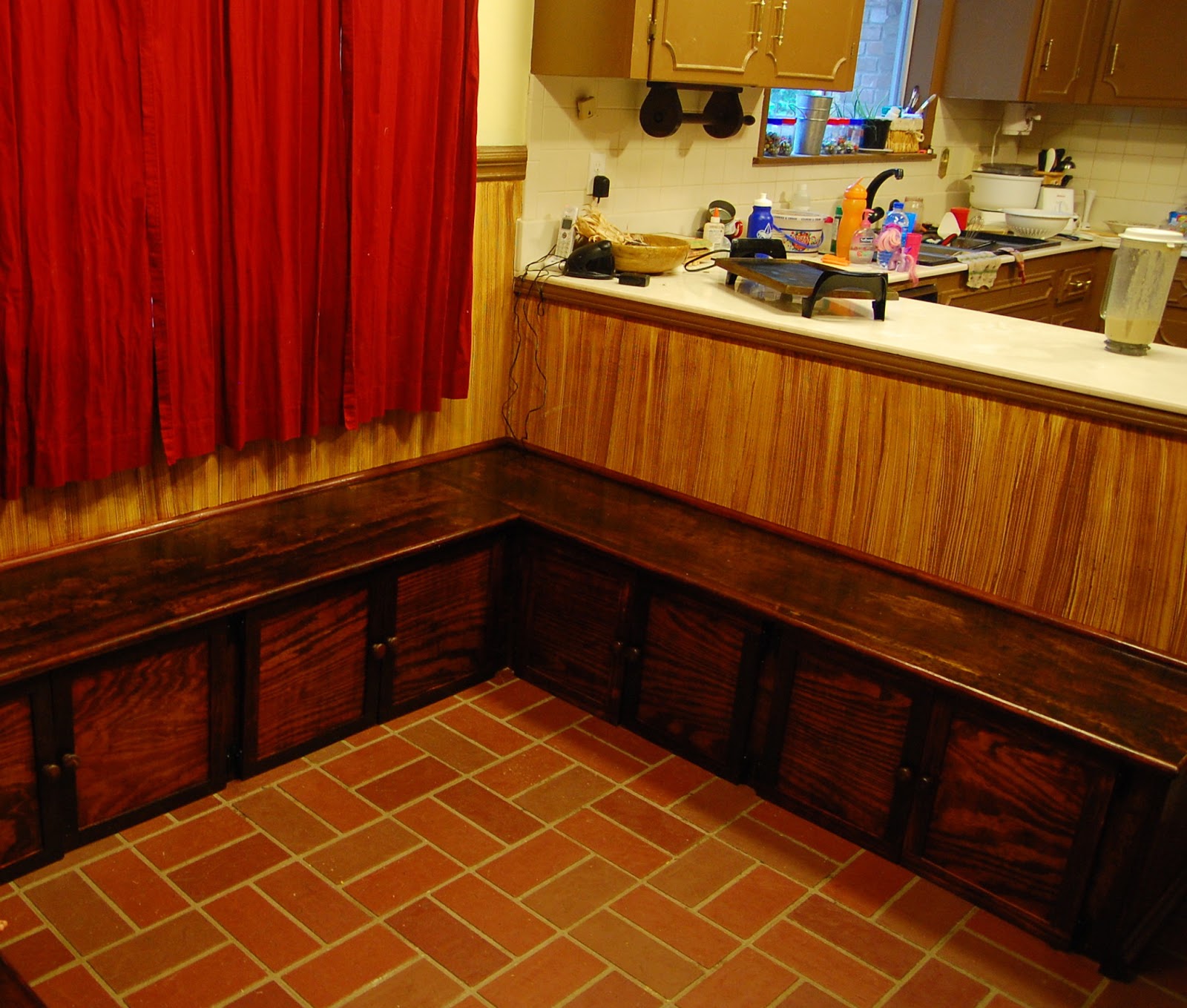 Five Sisters, Five Families: Storage Diner Bench