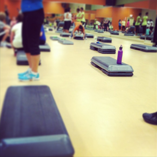 TENDENCIAS PARA ESTAR EN FORMA: CLASES DE STEP