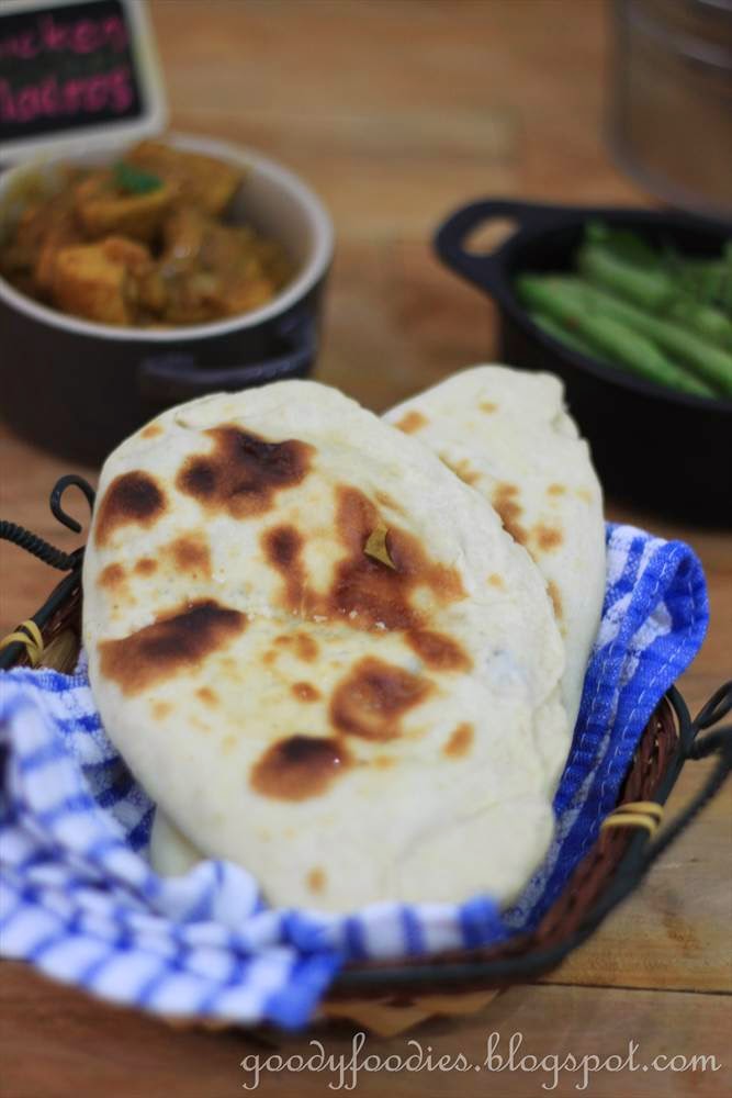 GoodyFoodies: Recipe: Peshwari Naan (Indian)
