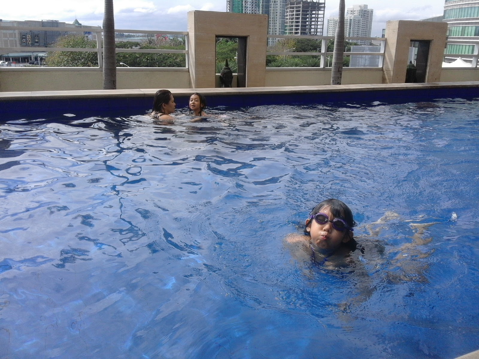 Travel and Tourism: Vivere Hotel, Alabang, Muntinlupa City