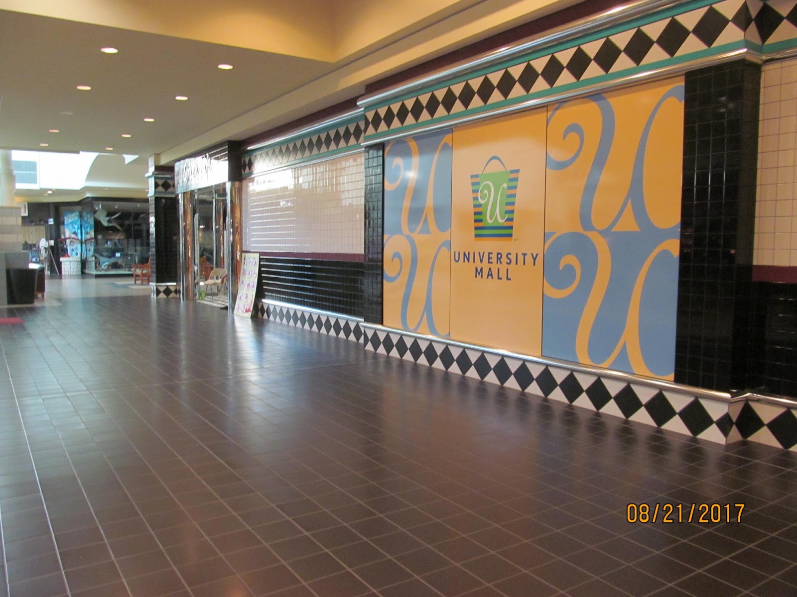 Trip to the Mall: University Mall- (Carbondale, IL)