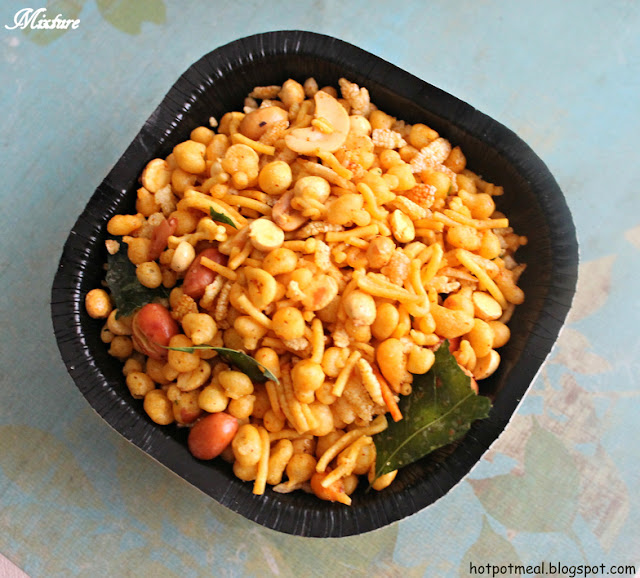 Hot pot cooking: Mixture