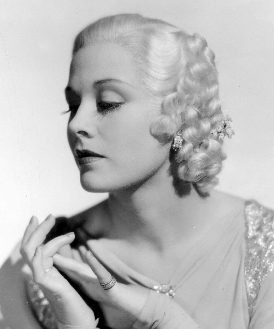 Slice of Cheesecake: Esther Ralston, pictorial