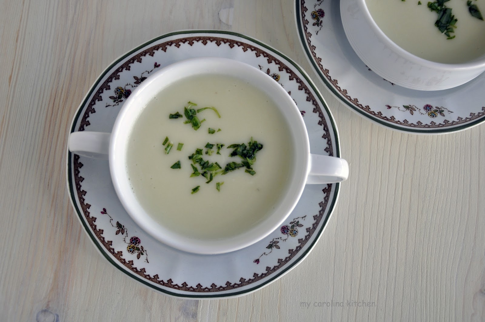 My Carolina Kitchen: Potage Parmentier - French Leek & Potato Soup