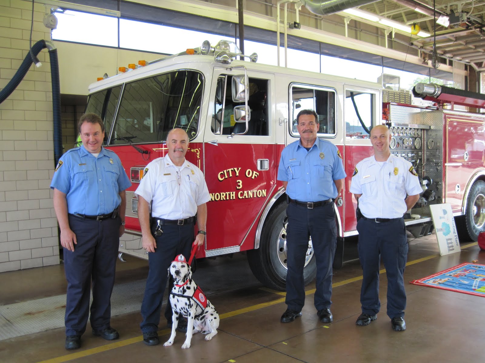 Sparkles the Fire Safety Dog: Tango the Fire Safety Dog makes Fire ...