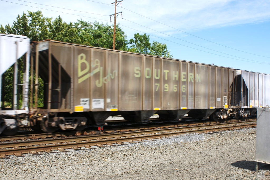 Industrial History: Covered hoppers for grain haulage revolutionized ...