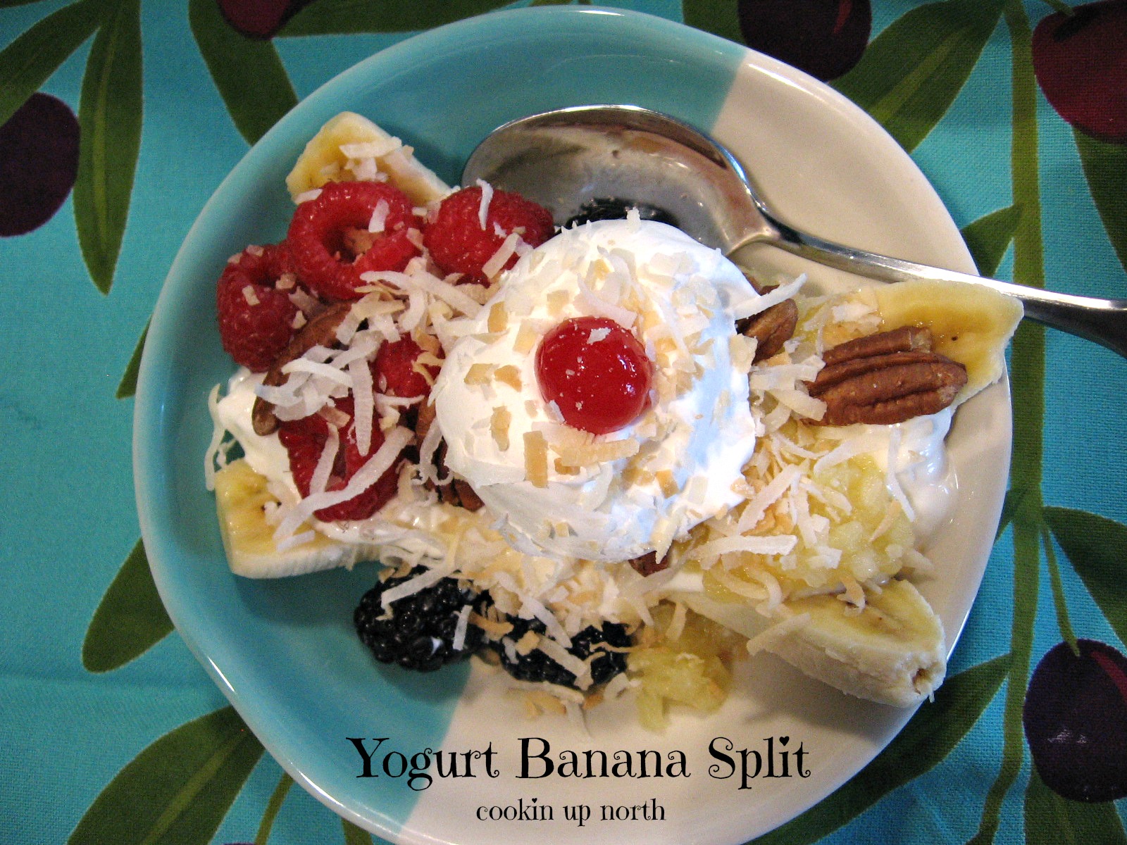 cookin' up north: Yogurt Banana Split.....pinned it and tried it