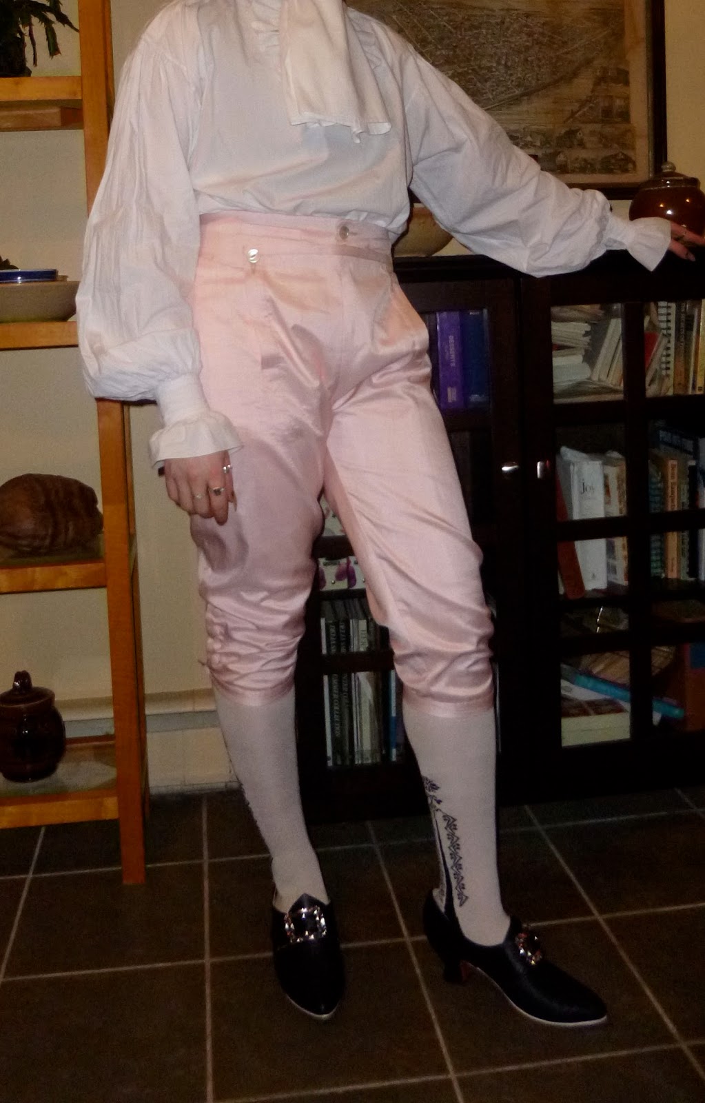 The Prettiest Gentleman About Town: Pink Silk Breeches