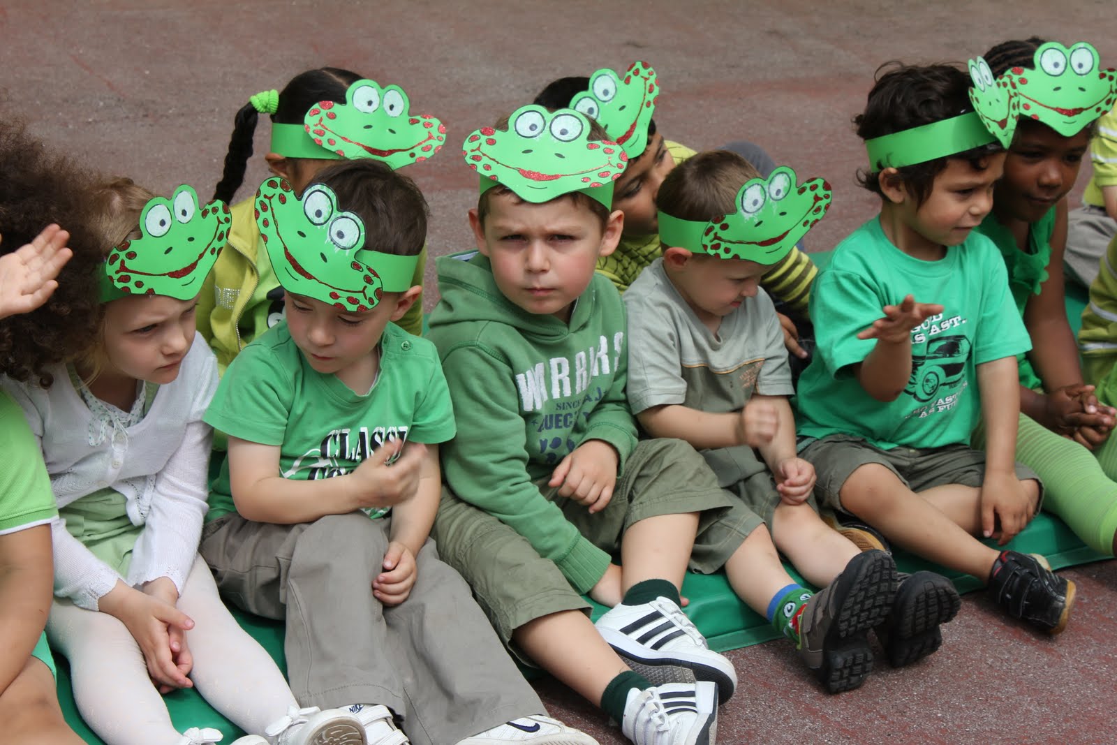 Más que música: El baile de la Ranita