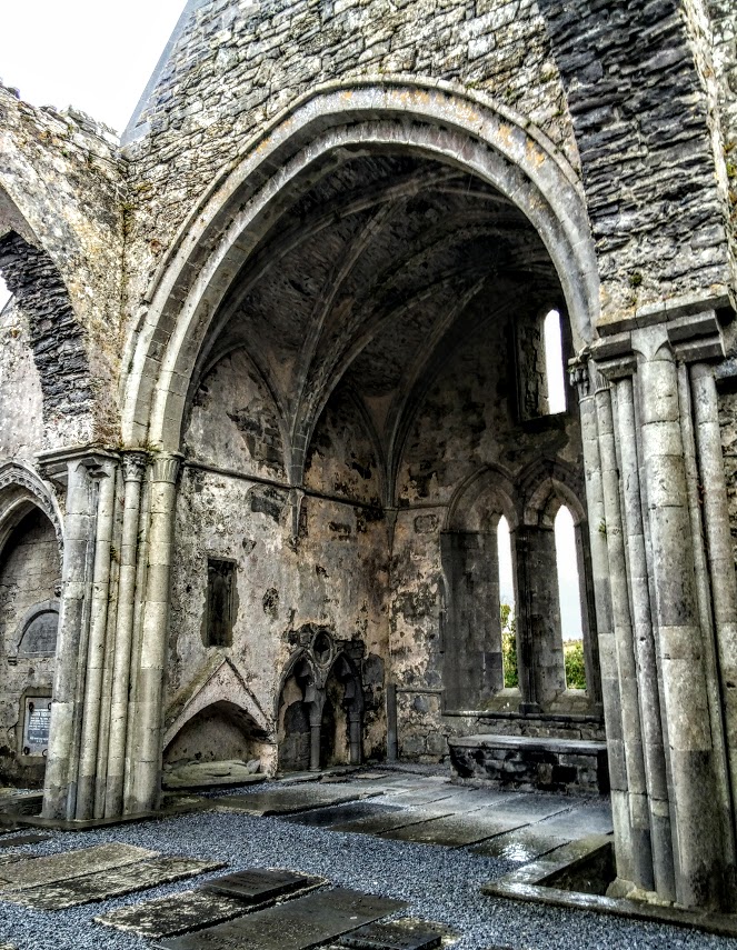 Patrick Comerford: Corcomroe Abbey: the Cistercians’ fertile abbey in ...