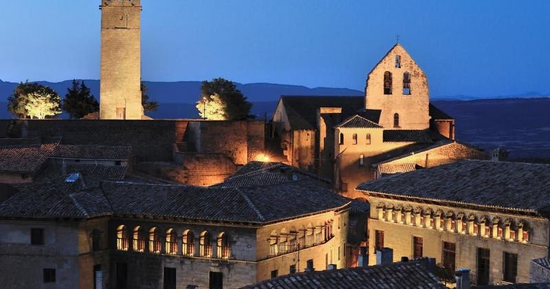 Turimotour: EL PUEBLO DEL REY CATOLICO