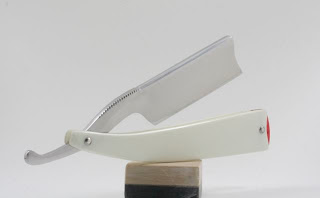 A Razors Tale: Custom Straight Razors