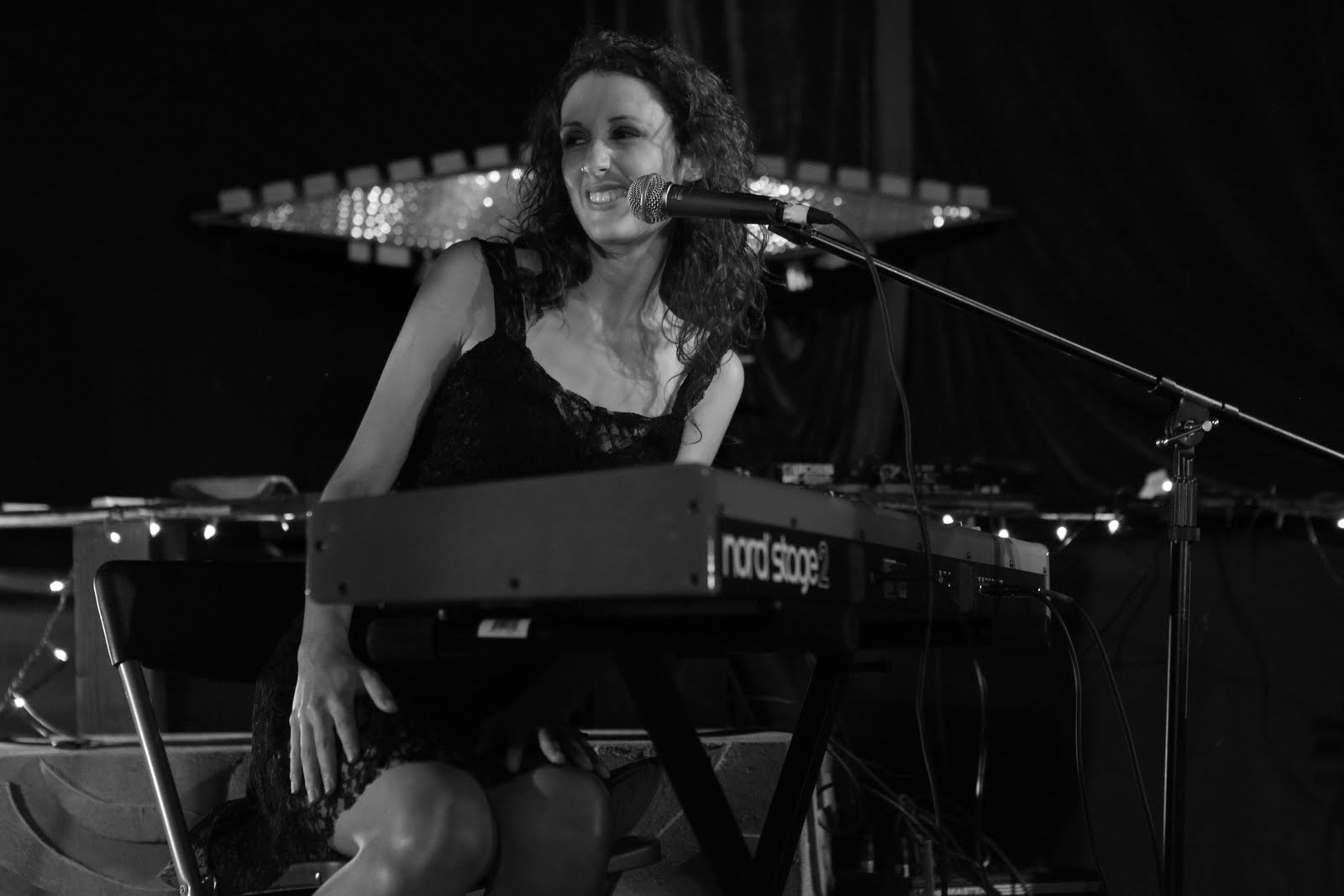 notes from vivace: Laura Vall at Revival