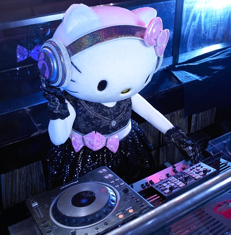 DJ Hello Kitty at new Club KT Shibuya | JUMI