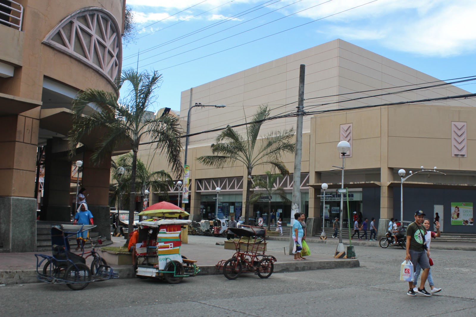 View on the Street of Iloilo City | My Story