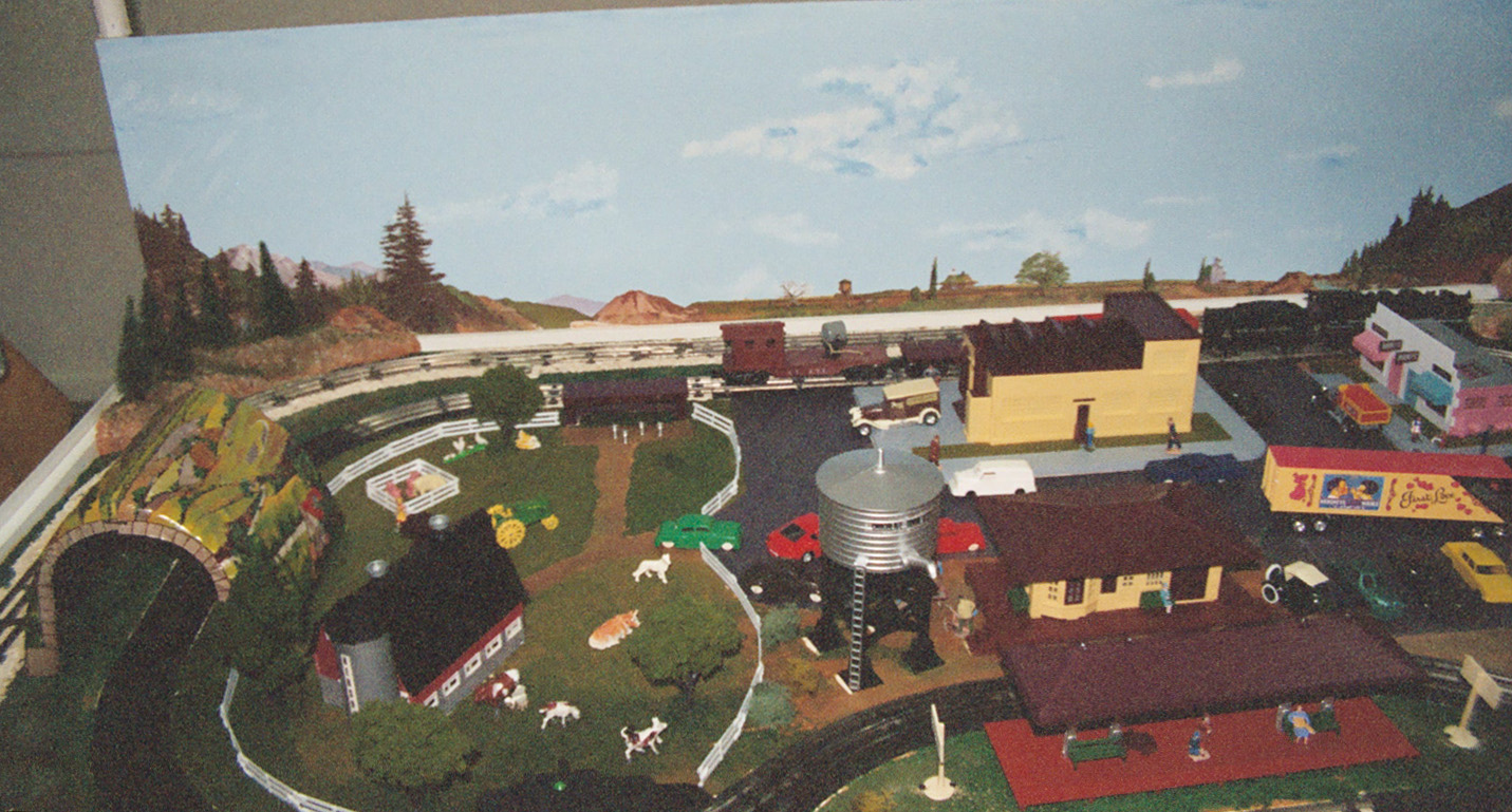 Toys and Stuff: TRAIN TIME: Marx Hershey's Layout