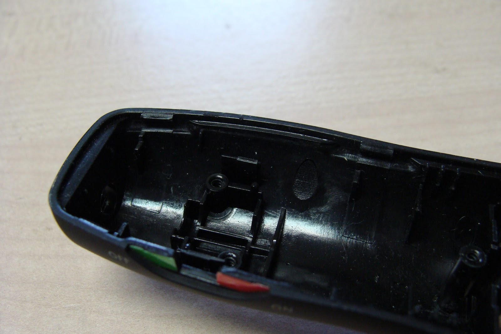 Tutorialos: Disassembly of Logitech R400 Presenter to replace laser diode