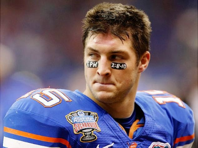 American Footballer Tim Tebow Biography, Photos and Profile | Sports ...