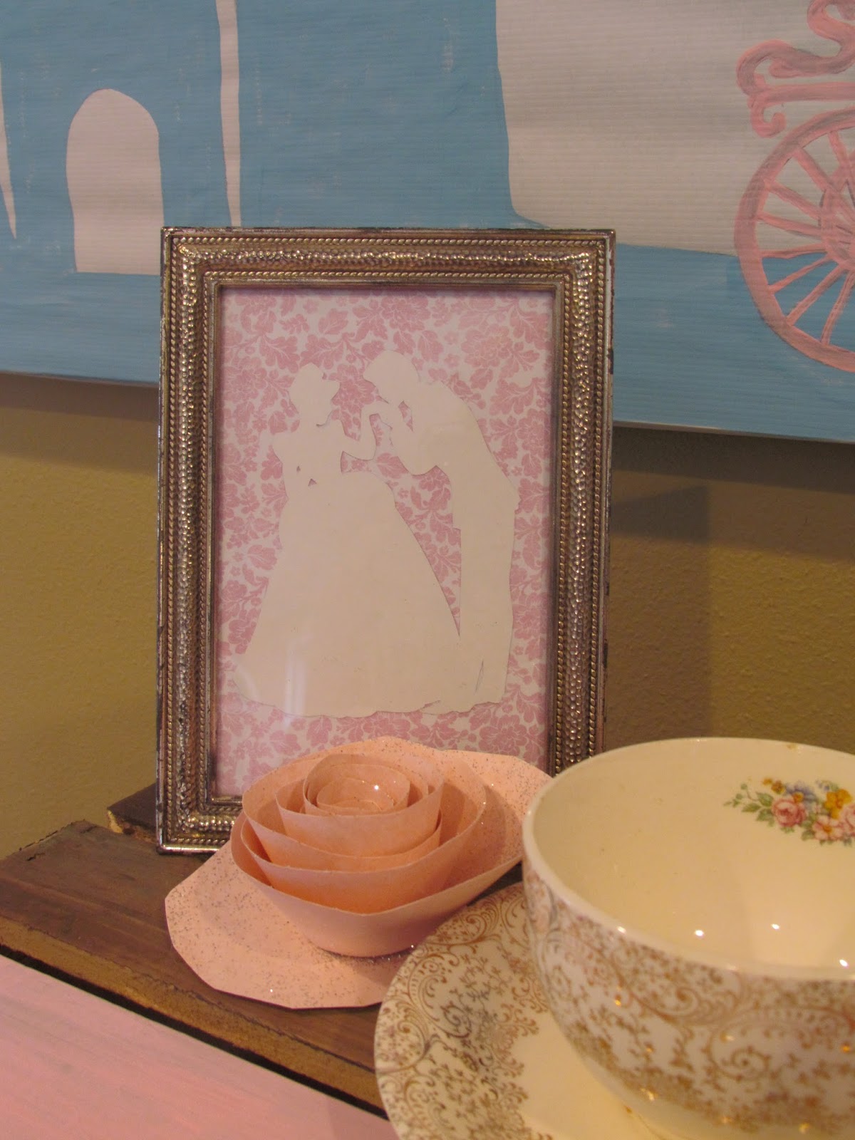 Creative Little House: Pretty Party for Cousin Claire