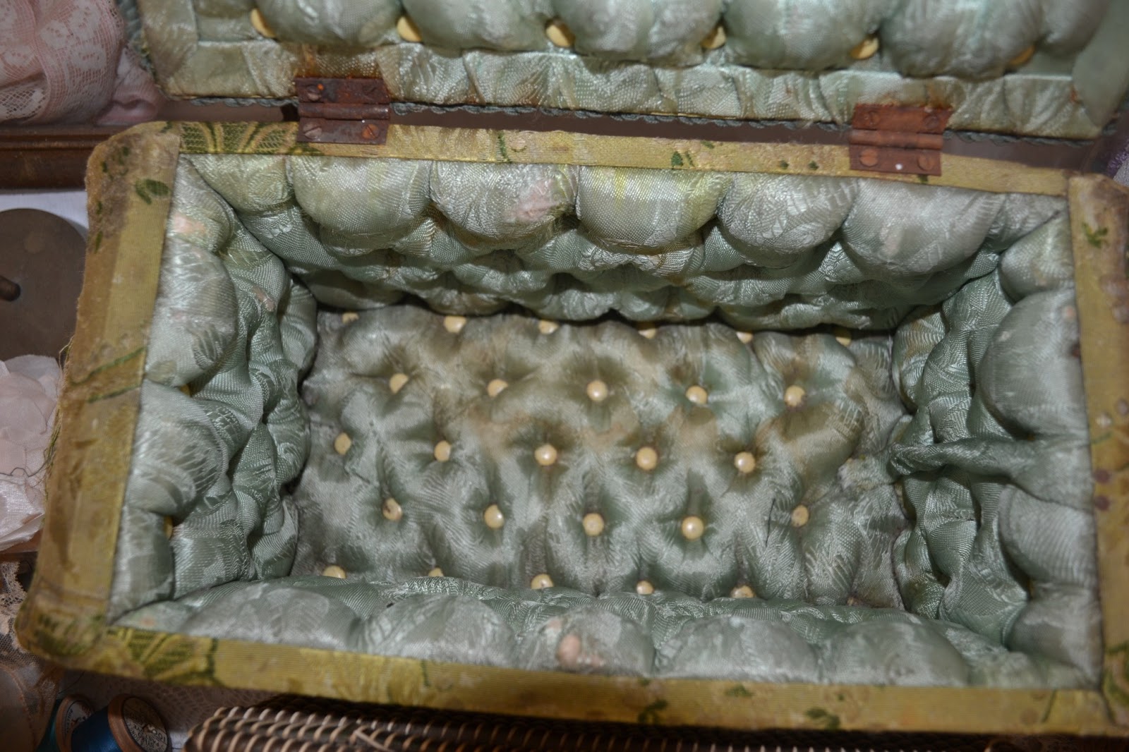 French Blue and Peachy Pink: Very Old And Extremely Shabby Victorian ...